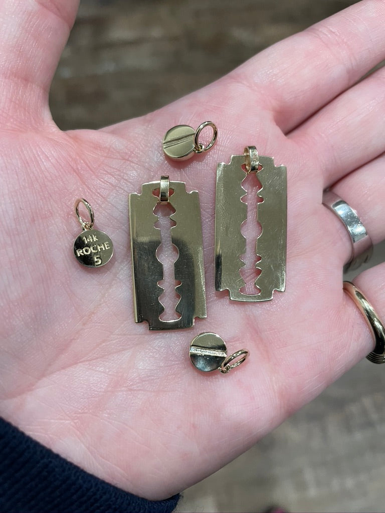 14K Yellow Gold Razor Blade Charm – BHunicorn